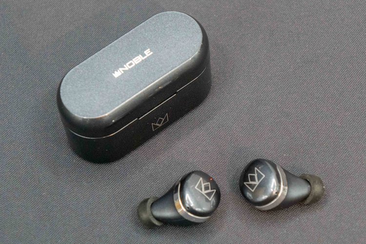 NOBLE AUDIO FALCON MAXのニュース/レビューとお買い得情報 - PHILE WEB 製品データベース