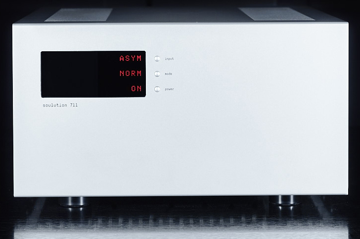 ソウリューションのパワーアンプ「701」「711」、アップグレード・サービスを開始 - PHILE WEB