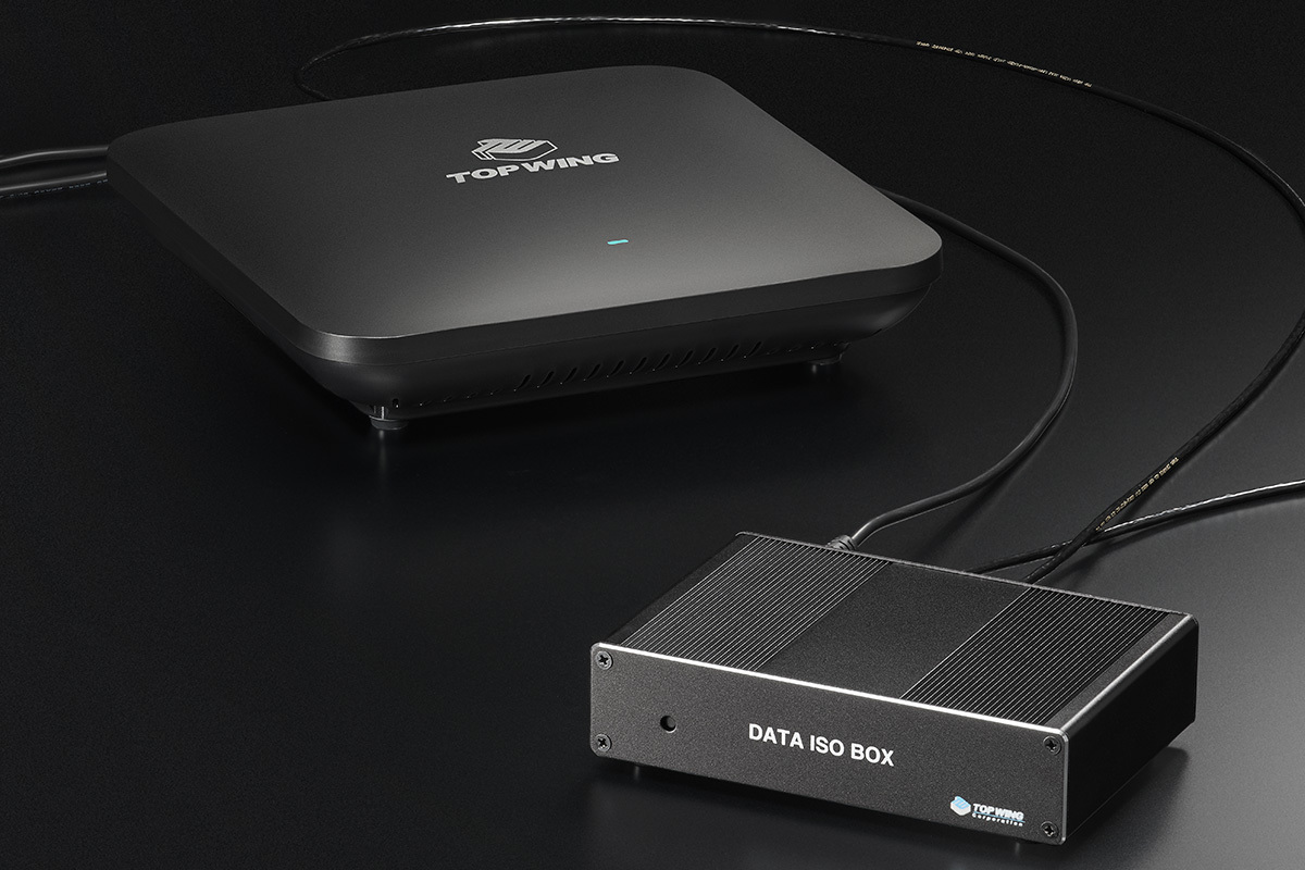 トップウイング、“オーディオ専用ネットワーク”を構築する「DATA ISO BOX」「OPT AP」 - PHILE WEB