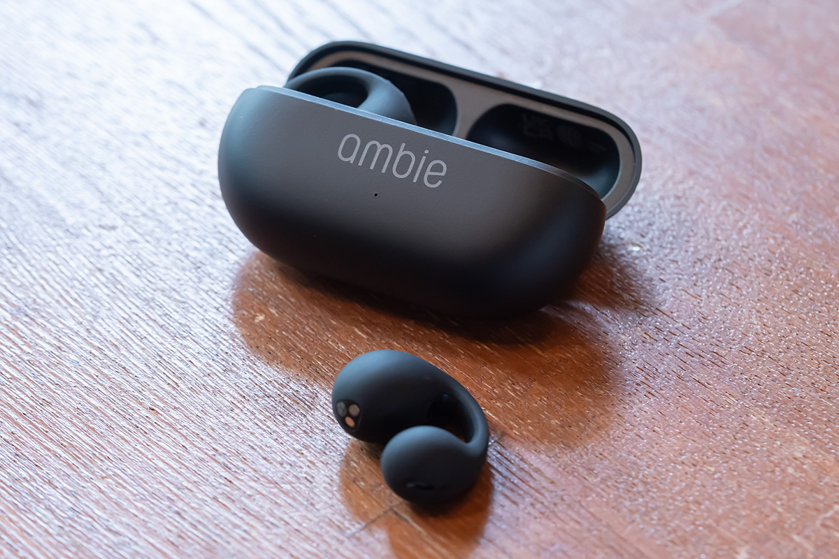 ambie、イヤーカフ型完全ワイヤレス「AM-TW02」。 マルチポイント対応、装着感向上でより使いやすく - PHILE WEB