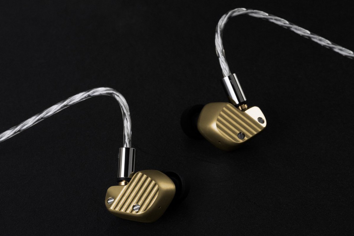 final、新フラグシップイヤホン「A10000」世界300台限定モデルの公式サイト販売を終了。一部販売店には在庫あり - PHILE WEB