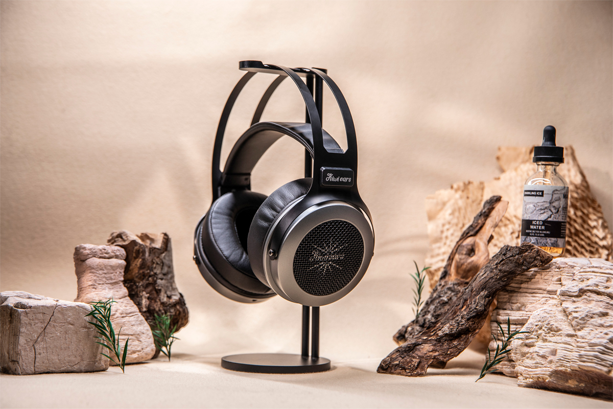 Kiwi Ears、スタジオモニター基準の正確なチューニングを施したヘッドホン「Altruva」 - PHILE WEB