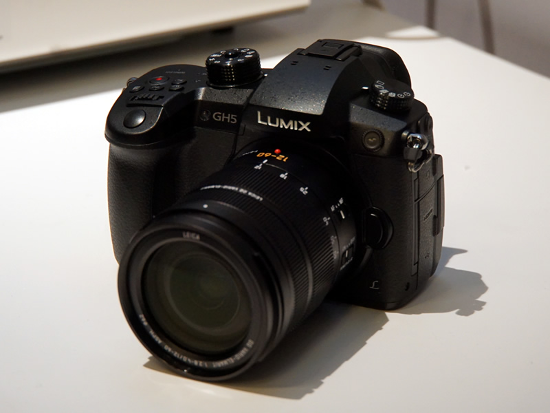 ＜CES＞パナソニック、4K/60p動画撮影対応ミラーレス一眼カメラ「DMC-GH5」。約2,000ドル - PHILE WEB