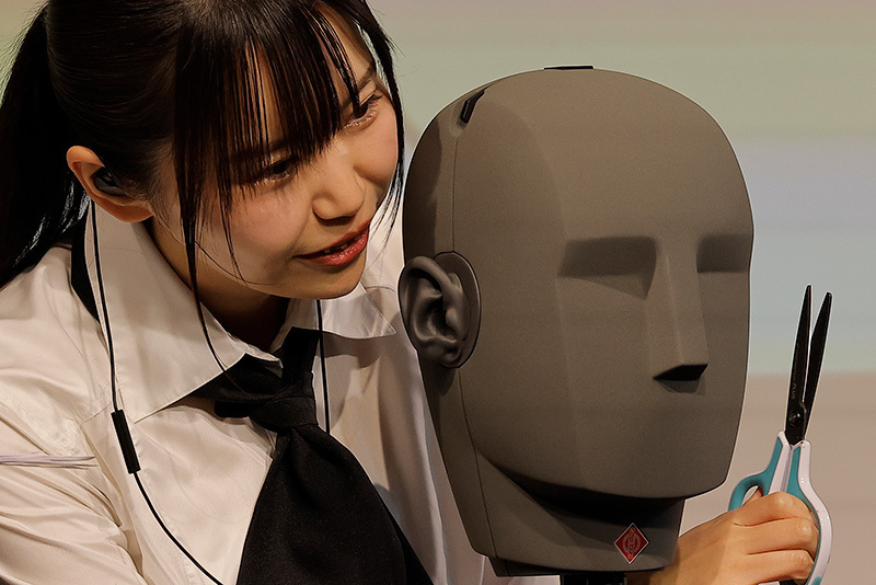 小岩井ことり・安済知佳・上田麗奈出演、人気声優ASMRイベントを“高音質”生配信。コルグ「Live Extreme」の魅力とは？ (1/3) - PHILE WEB