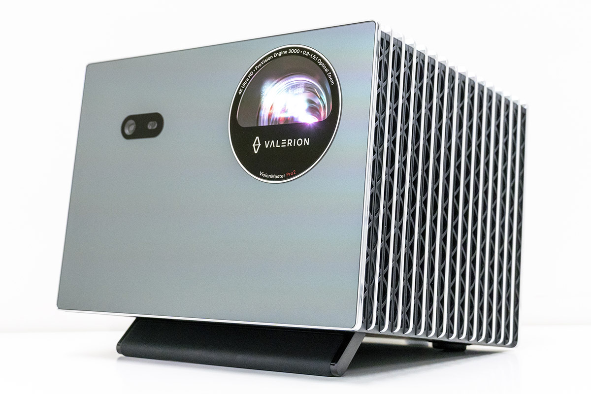 自宅での映画体験を劇場級に。北米ホームシアターブランド、Valerion「VisionMaster Pro2」を徹底解説 (1/2) - PHILE WEB