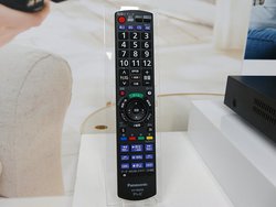 パナソニック、ビエラ/ディーガをまとめて操作できる純正オプションリモコン - PHILE WEB
